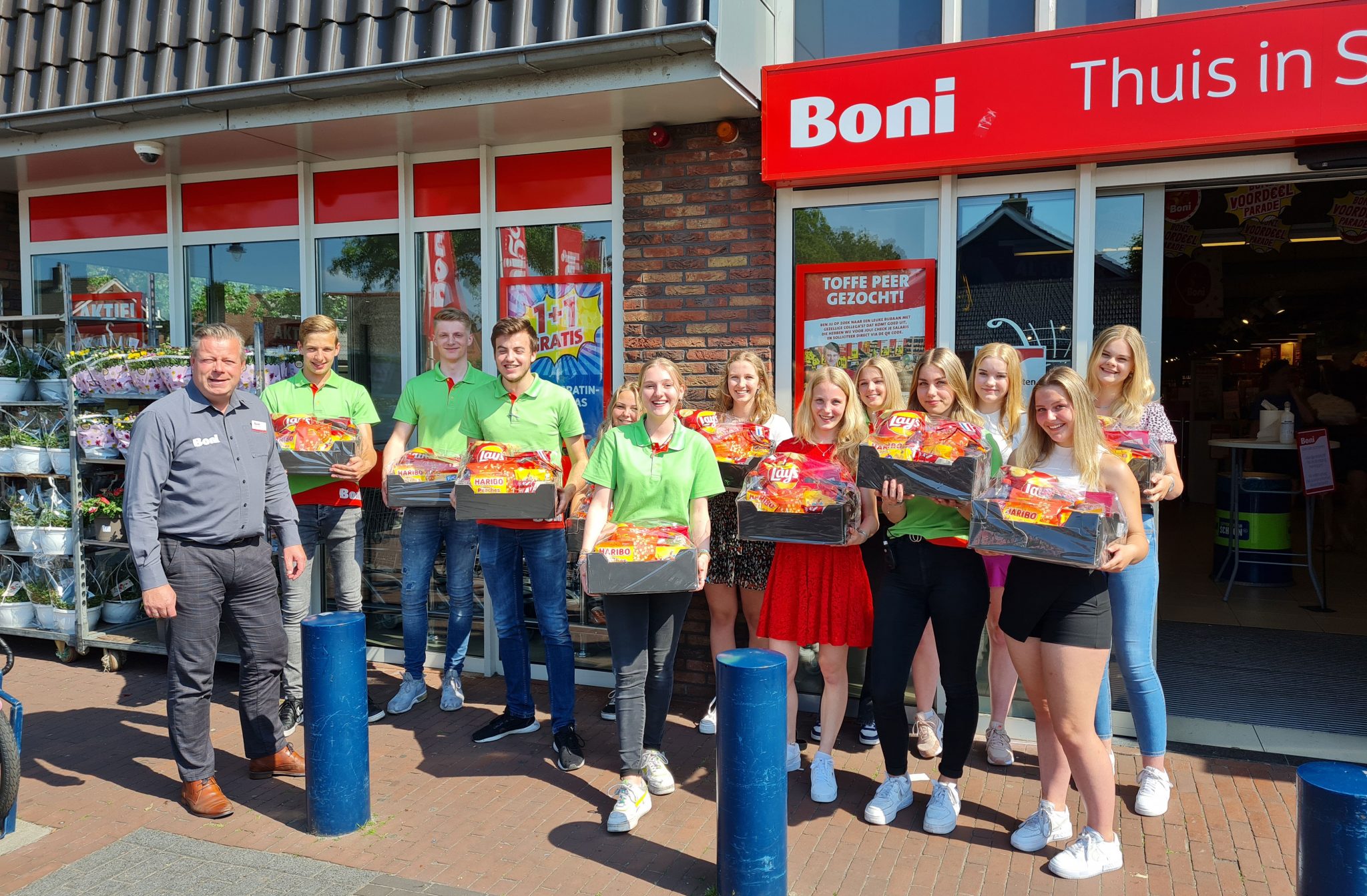 Alle geslaagde medewerkers van Boni Staphorst - Weblog Staphorst Rouveen