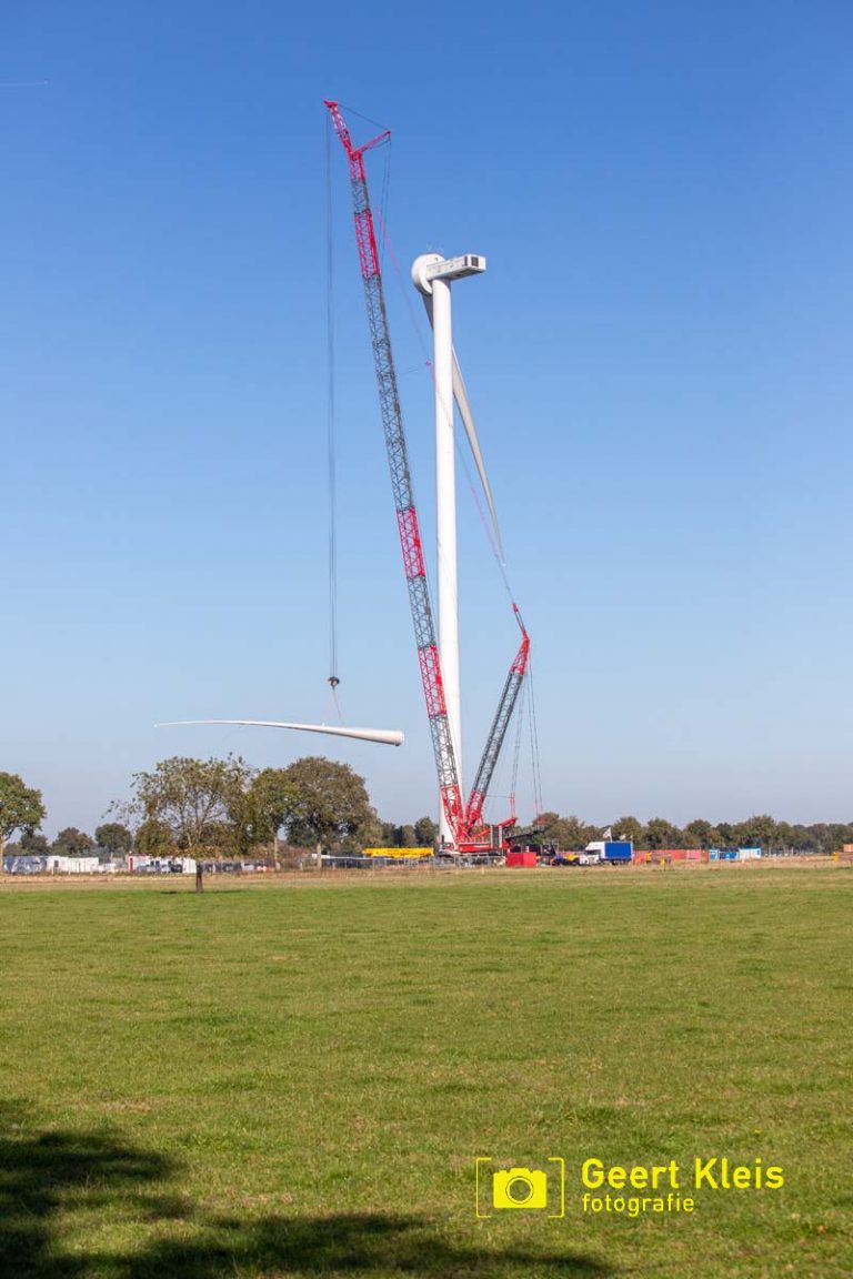 Indrukwekkende foto's van montage wieken windturbine door Geert Kleis ...